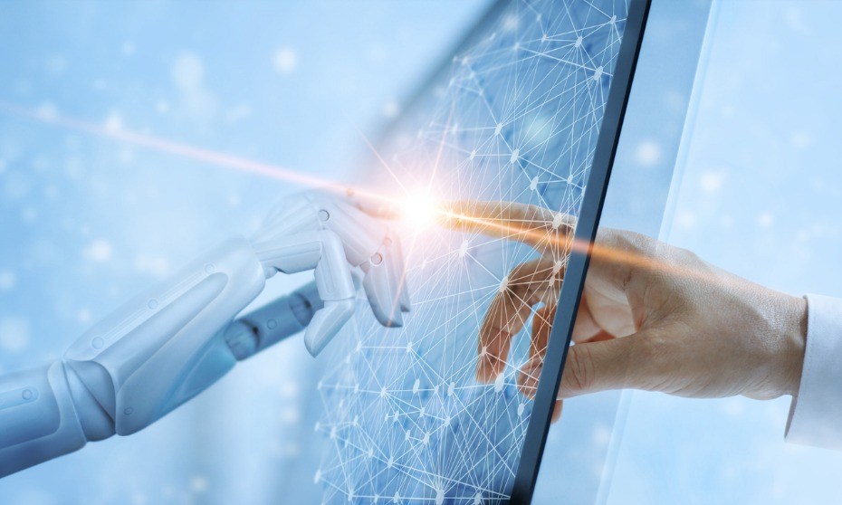 HR vs AI: How to balance the risks and rewards | Human Resources Director
